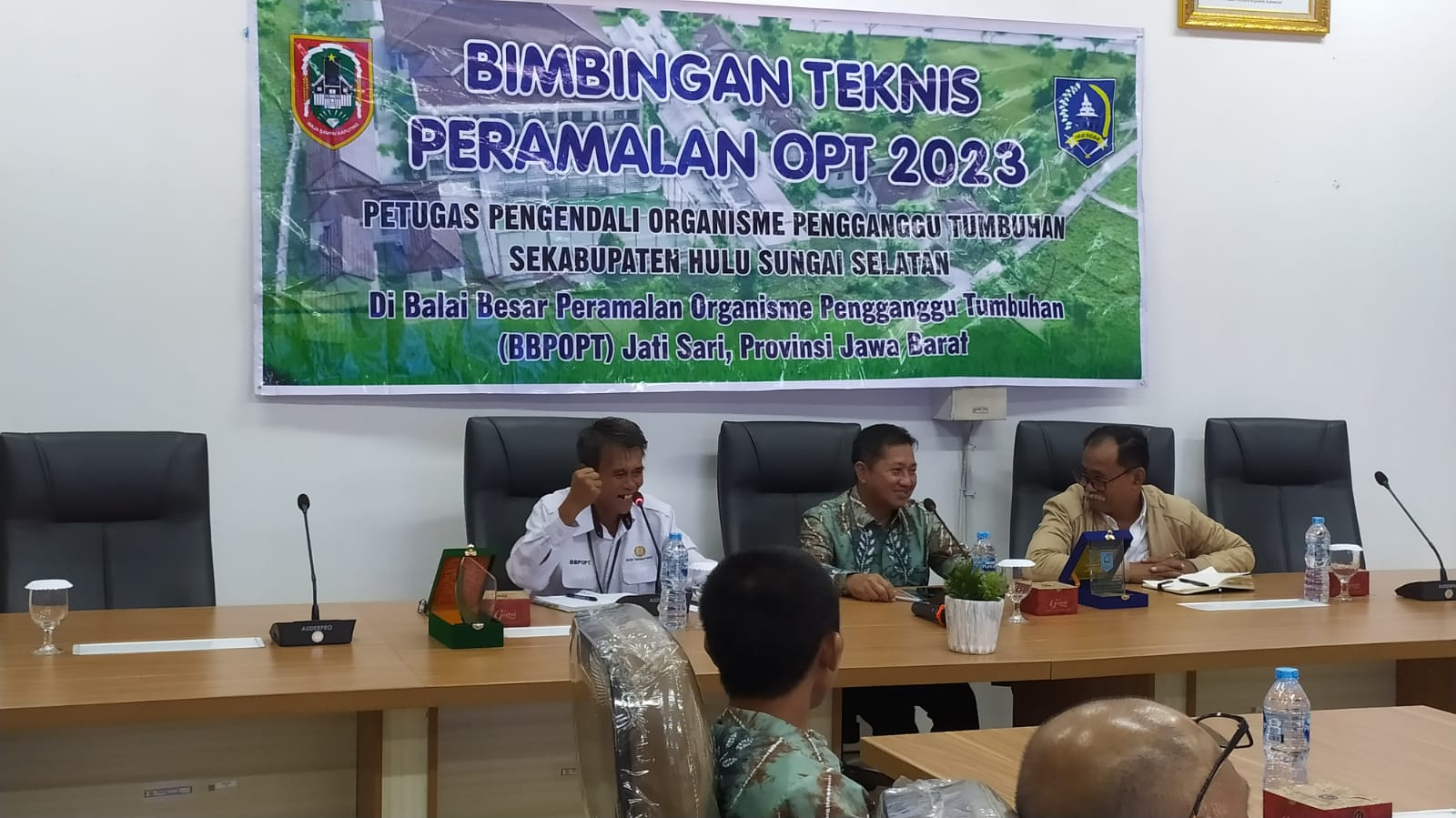 BBPOPT Sukses Luncurkan Aplikasi Peramalan OPT untuk Bantu Petani di ...